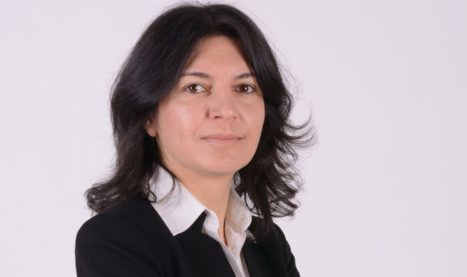 Юлиана Борисова е маркетинг директор в "Титан Златна Панега" | Кариери, Кариери | Новини ...